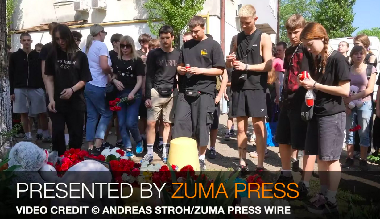 ZUMA Video: People Mourn After Rocket Attack On Kyiv | ZUMAland.com